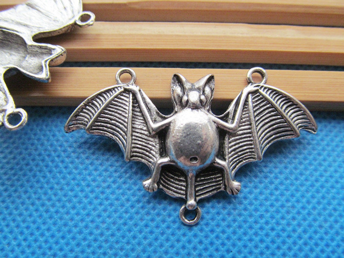 30mmx48mm Antique Silver Tone/anique Bronze Bat Connector - Etsy