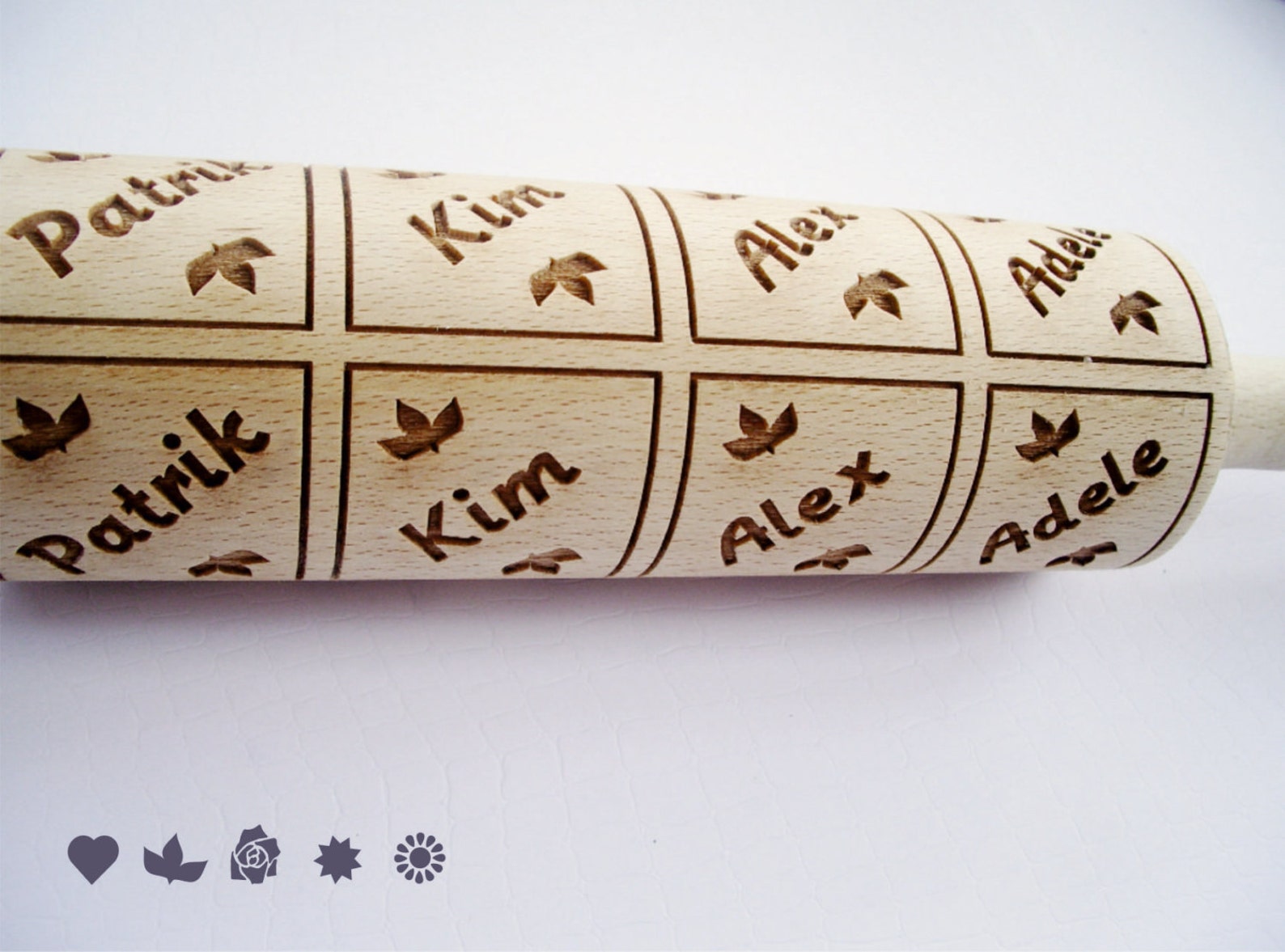 Personalized Rolling Pin With NAMES and Symbol. up to 16 - Etsy