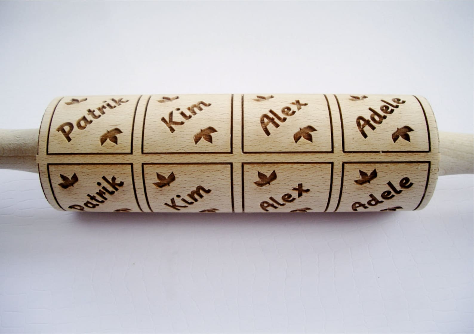 Personalized Rolling Pin With NAMES and Symbol. up to 16 - Etsy