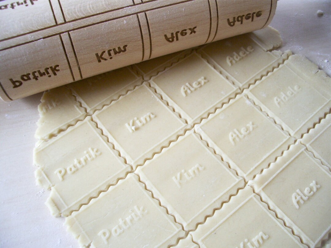 Personalized Rolling Pin With NAMES. up to 16 Names/ Words on a Rolling ...