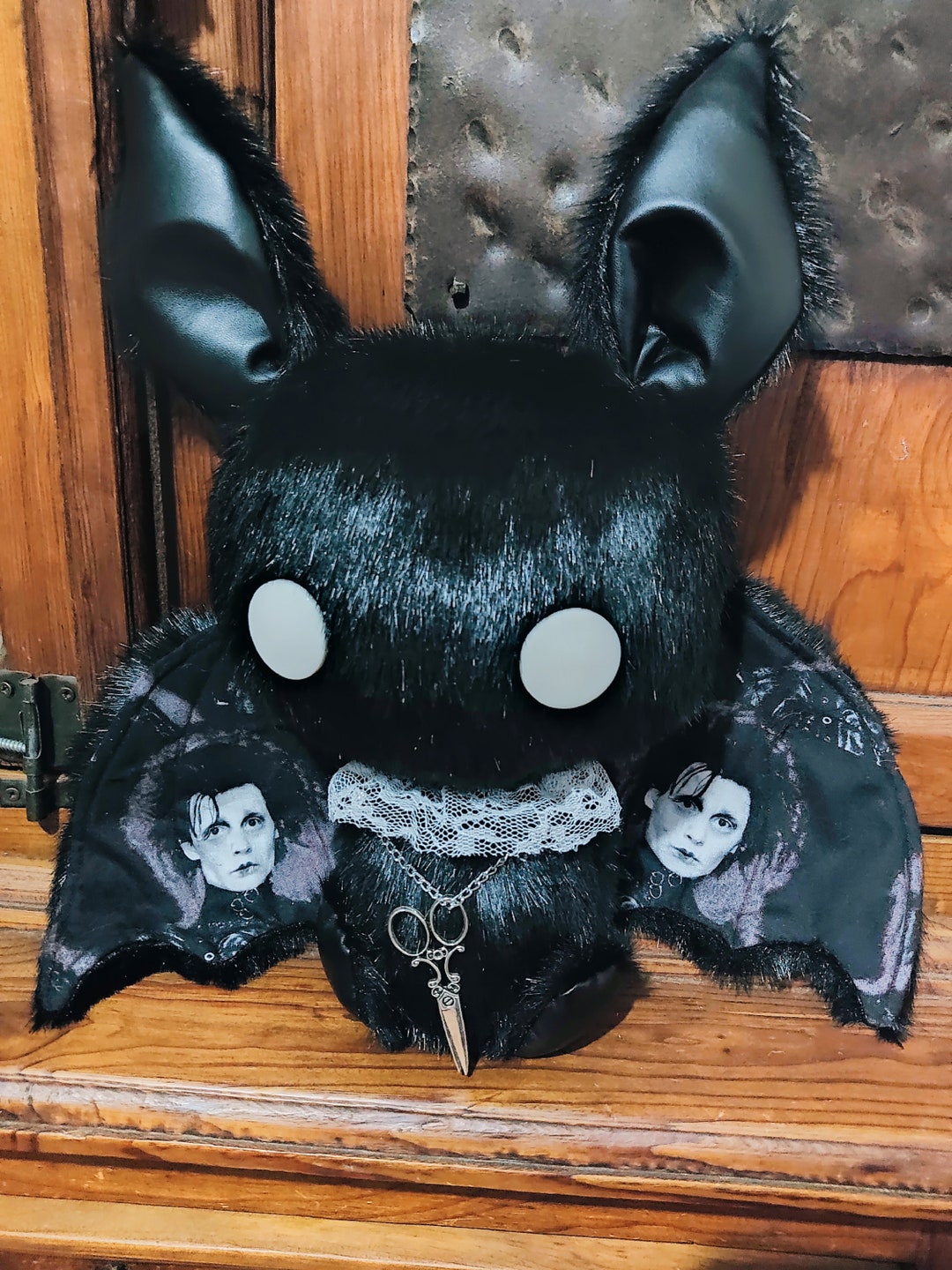 Edward Scissorhands Bat - Etsy