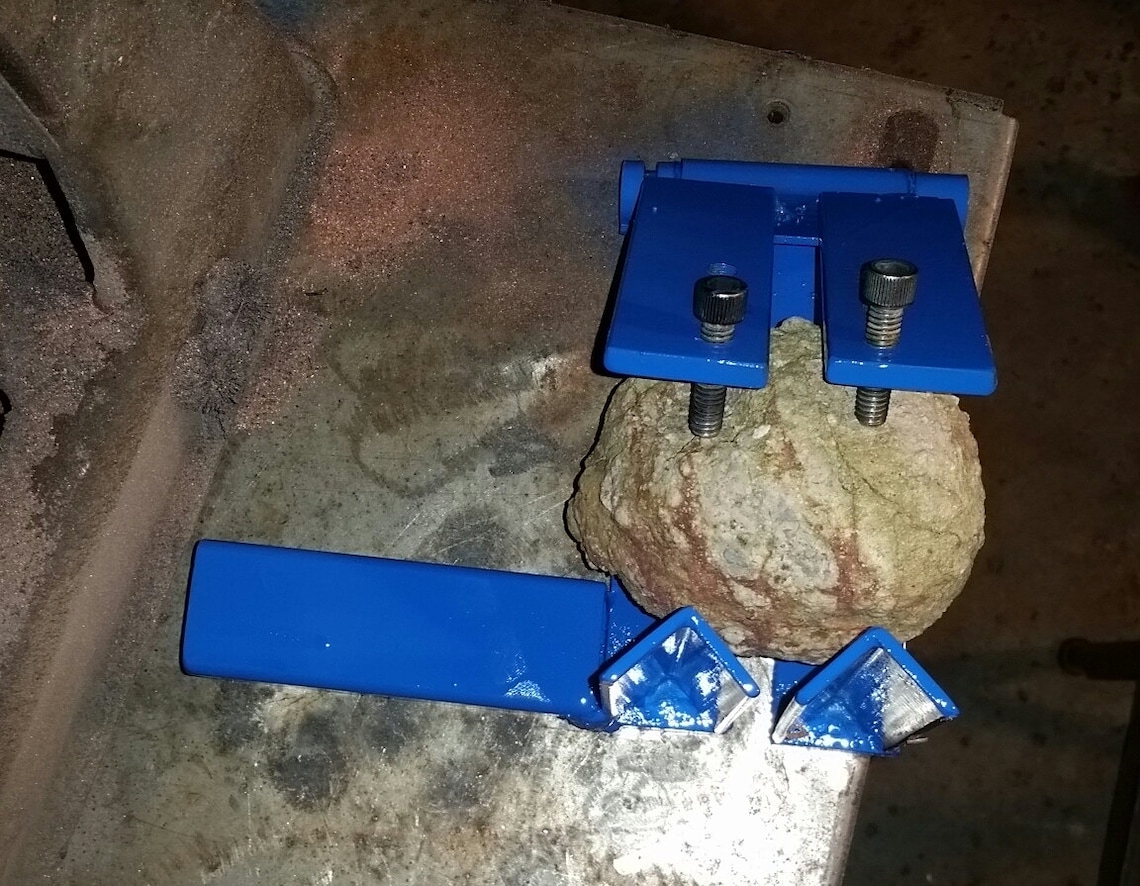 GEODE / THUNDEREGG Rock Clamp - for Slab & Rock Saw's - Etsy