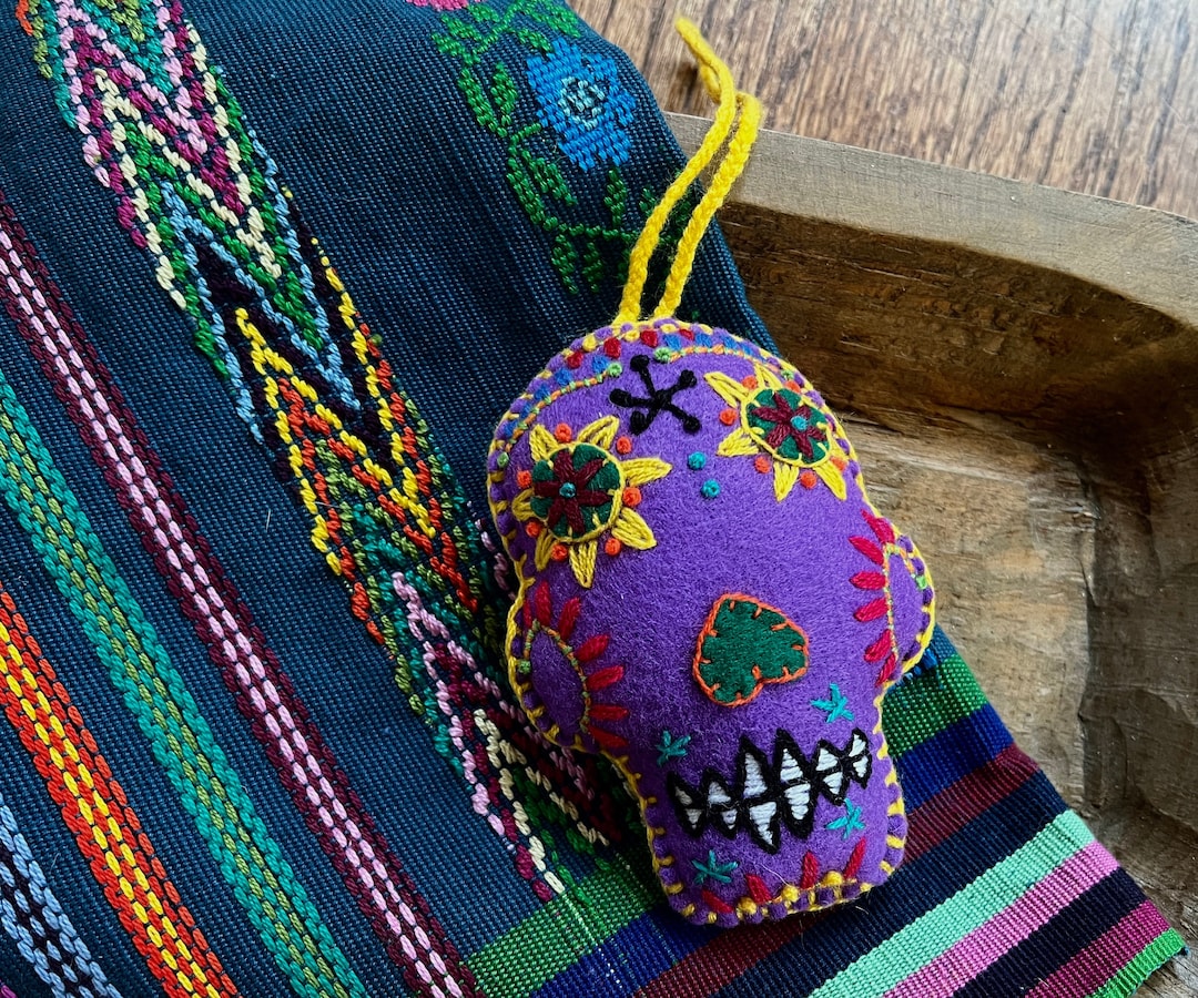 Guatemalan Made Sugar Skull / Calavera / Day of the Dead / Halloween ...