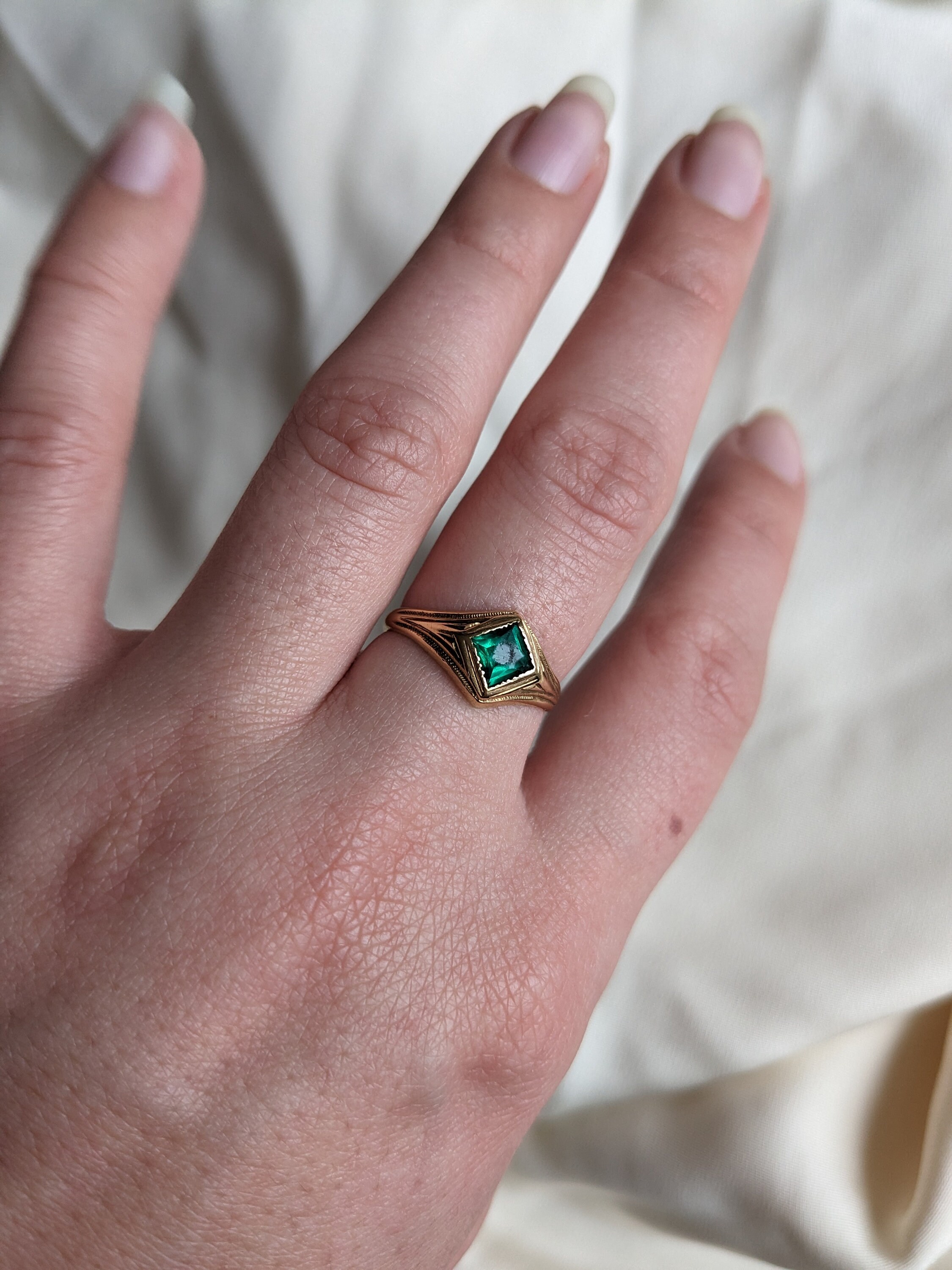 Beautiful Antique Signet Ring in 18k Gold With Green Paste Stone - Etsy