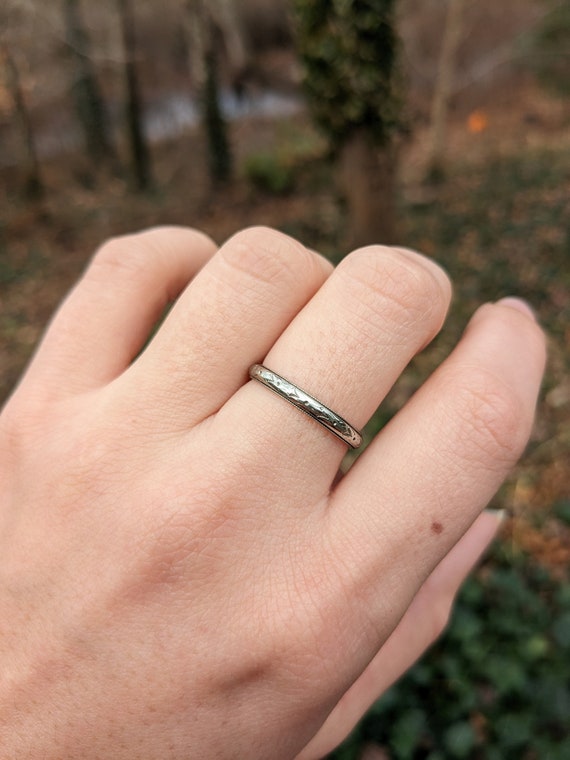 Antique Orange Blossom Band in 18k White Gold by JR W… - Gem