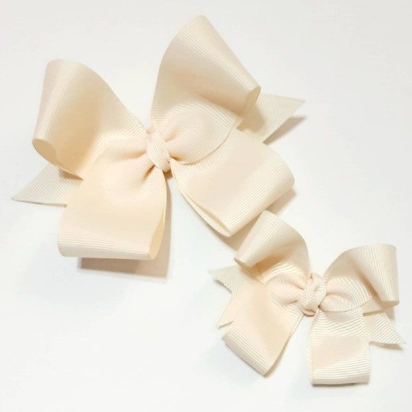 Cream Bow - Etsy