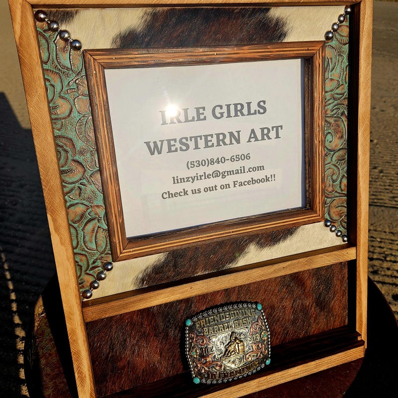Rodeo Buckle Display - Etsy
