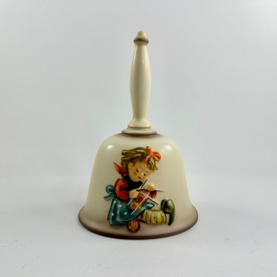 Vintage Copyright 1980 Goebel - MI Hummel Annual Bell Series - Dated ...