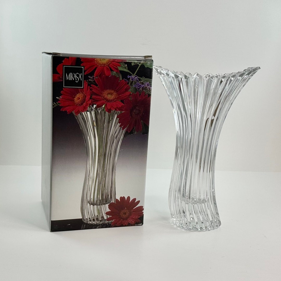 Vintage 1980s Mikasa - Diamond Fire - Curved Crystal Vase WX061/620 - Etsy