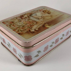 Vintage 1980s Collectible Division Hamilton Gifts - Stitching Pretty ...