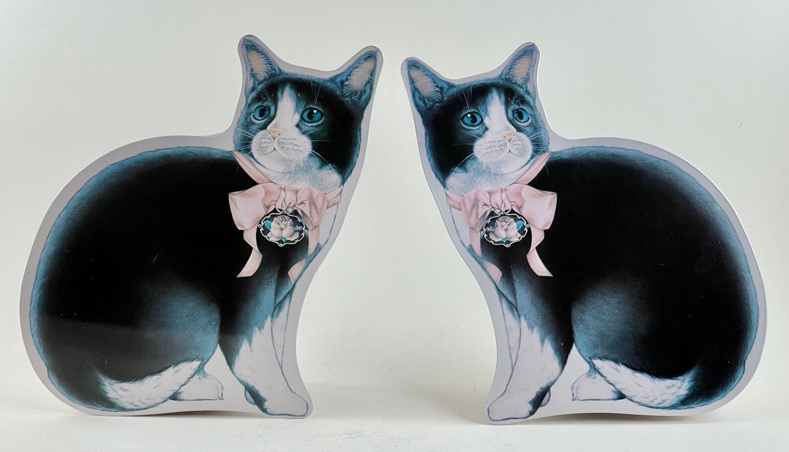 Vintage 1960s Two-sided Cat Tin Free Shipping - Etsy
