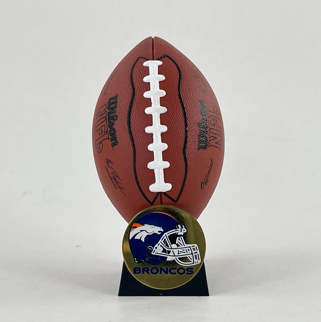 Vintage 2000 Hallmark Keepsake Christmas Tree Ornament - NFL Collection ...