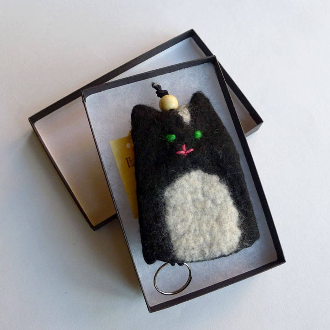 Black and White Cat Key Case, the Pet Parent Gift, Mini Cat Key Ring ...