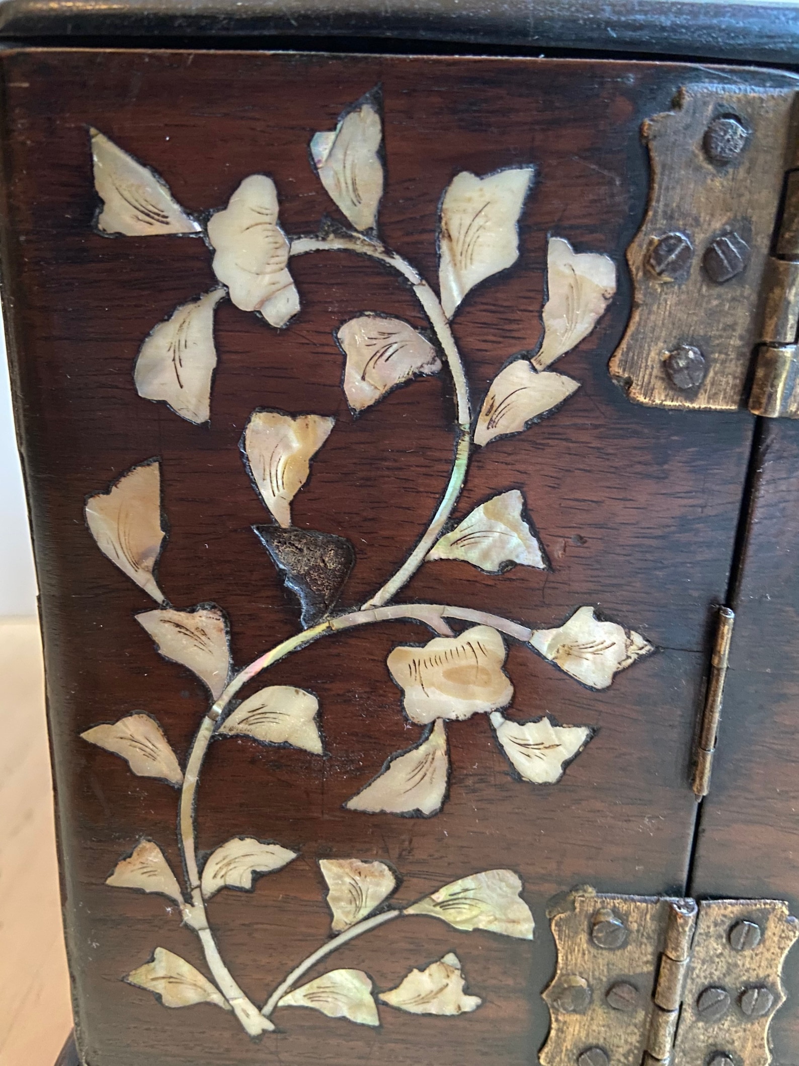 1800's Chinese Antique Rosewood Mother of Pearl Jewelry Box With Mirror ...