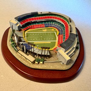 YOUR CHOICE! Vintage Danbury Mint Football Stadium 3d Replicas: Packers ...