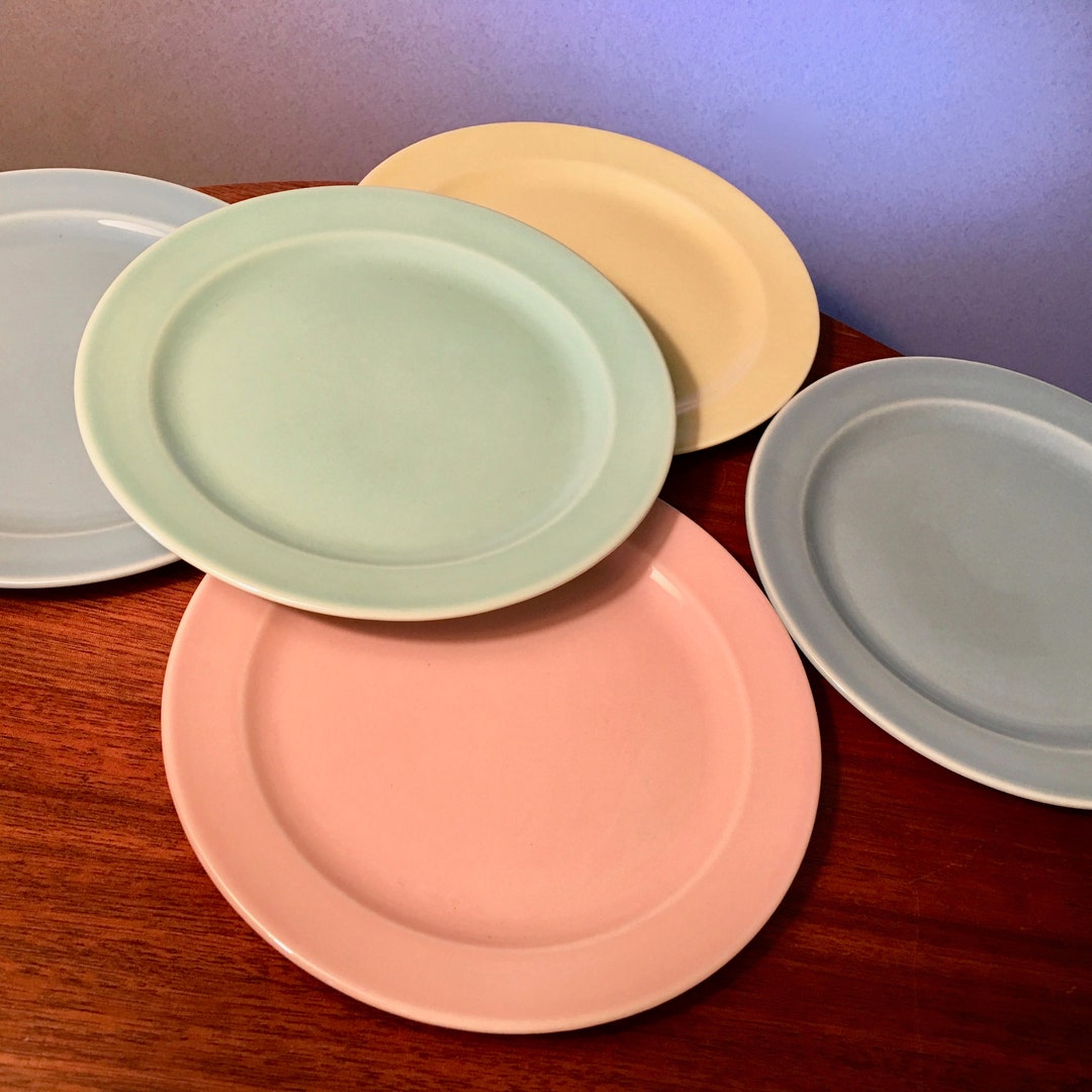 Vintage Lu-ray "patels" Pastel Plates in Various Colors From the 40s or ...