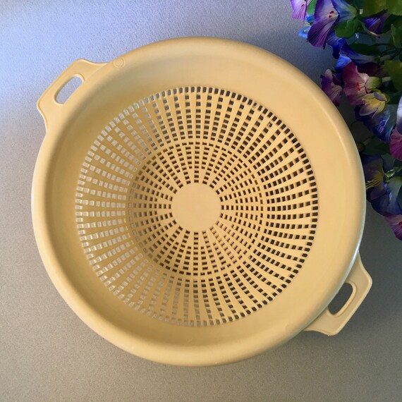 Plastic Colander
