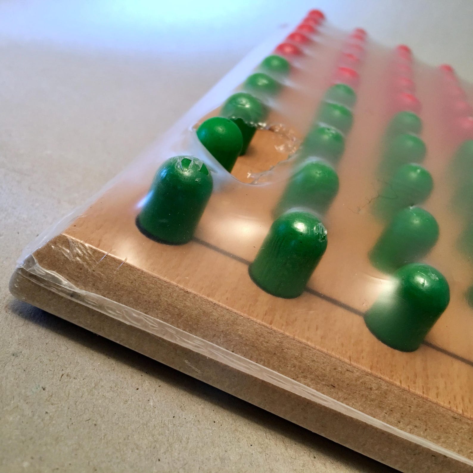 NEVER USED! Vintage "pin-point" Board Game With 100 Colored Pegs ...