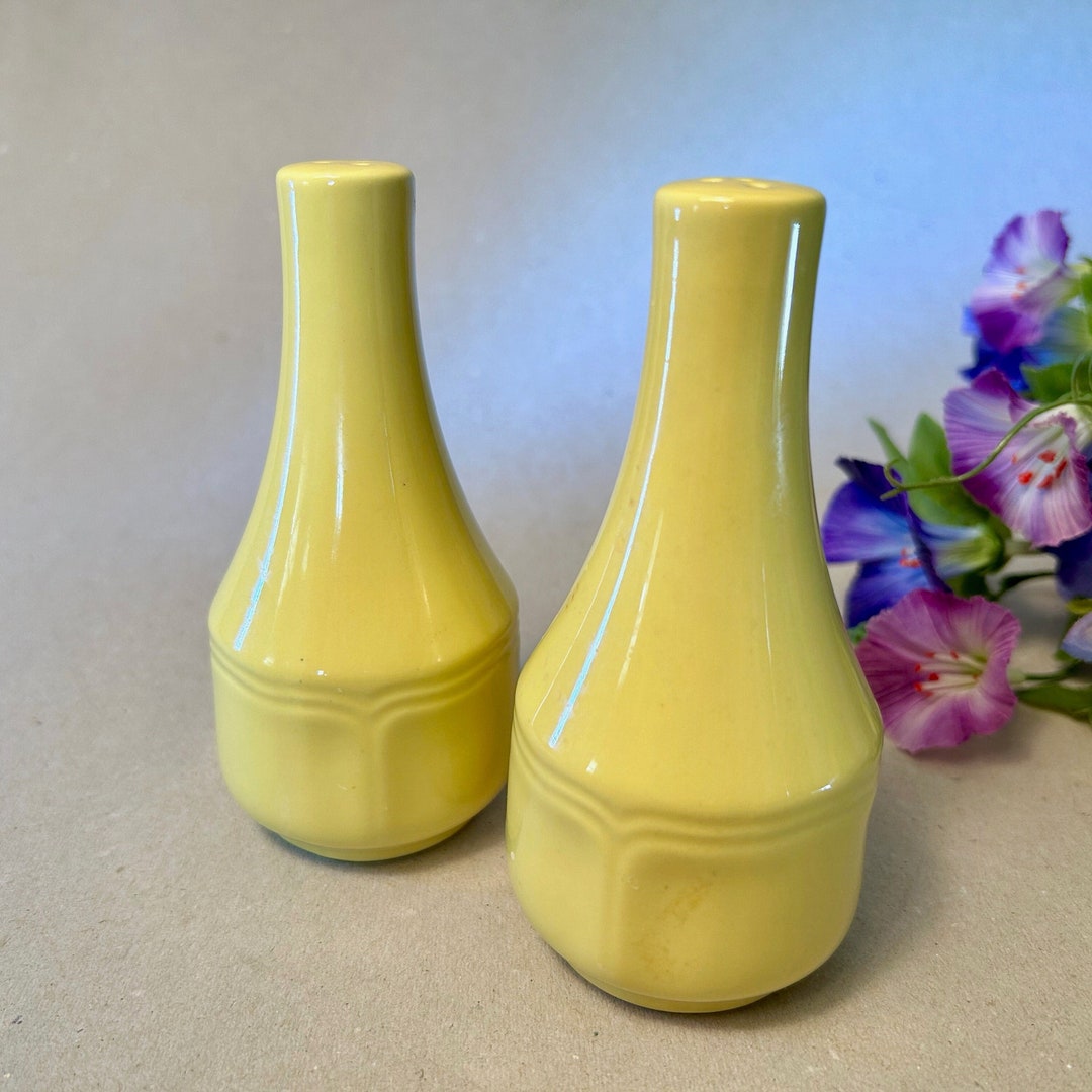 Vintage "buttercup" Light Yellow Salt and Pepper Shaker Set With a ...