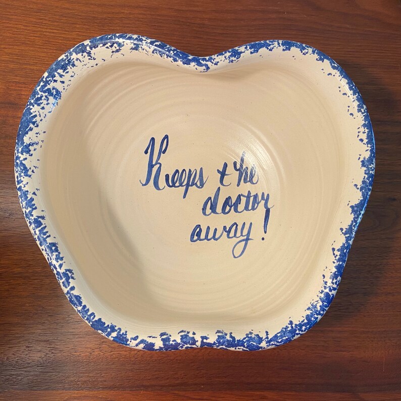 Vintage Large Apple Shaped Pottery Bowl With an Apple a - Etsy