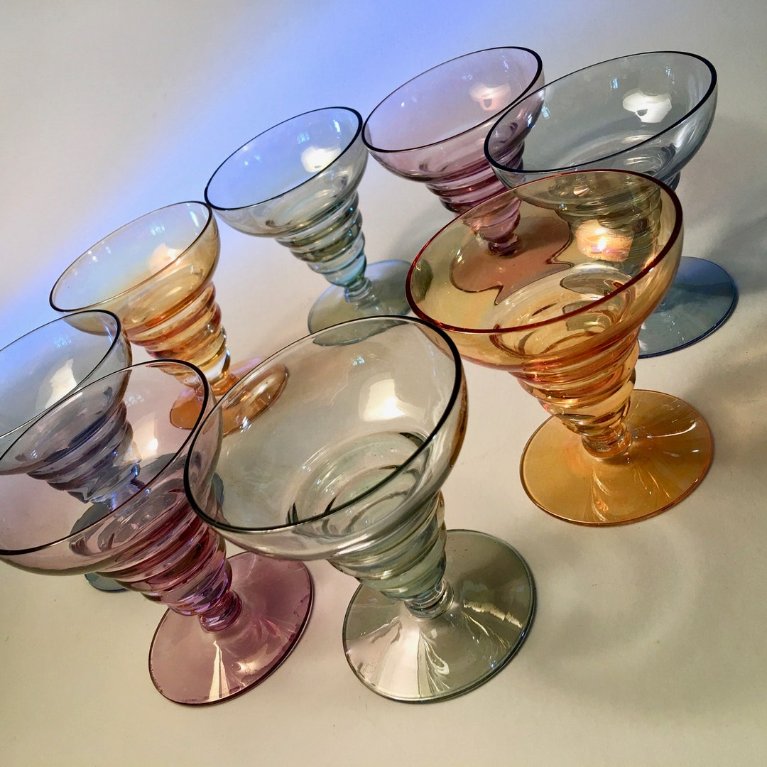 Set of 8 Vintage Small Art Deco Style Sherry or Cordial Glasses in ...