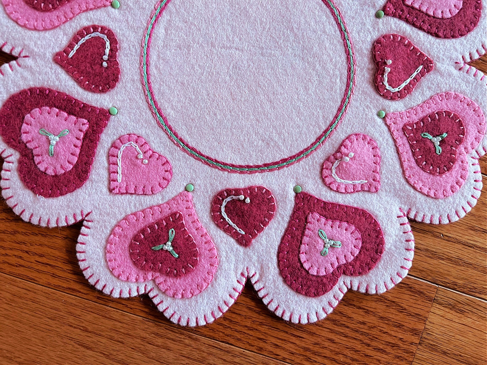 Wool Felt Whimsy Hearts Table Mat - Etsy