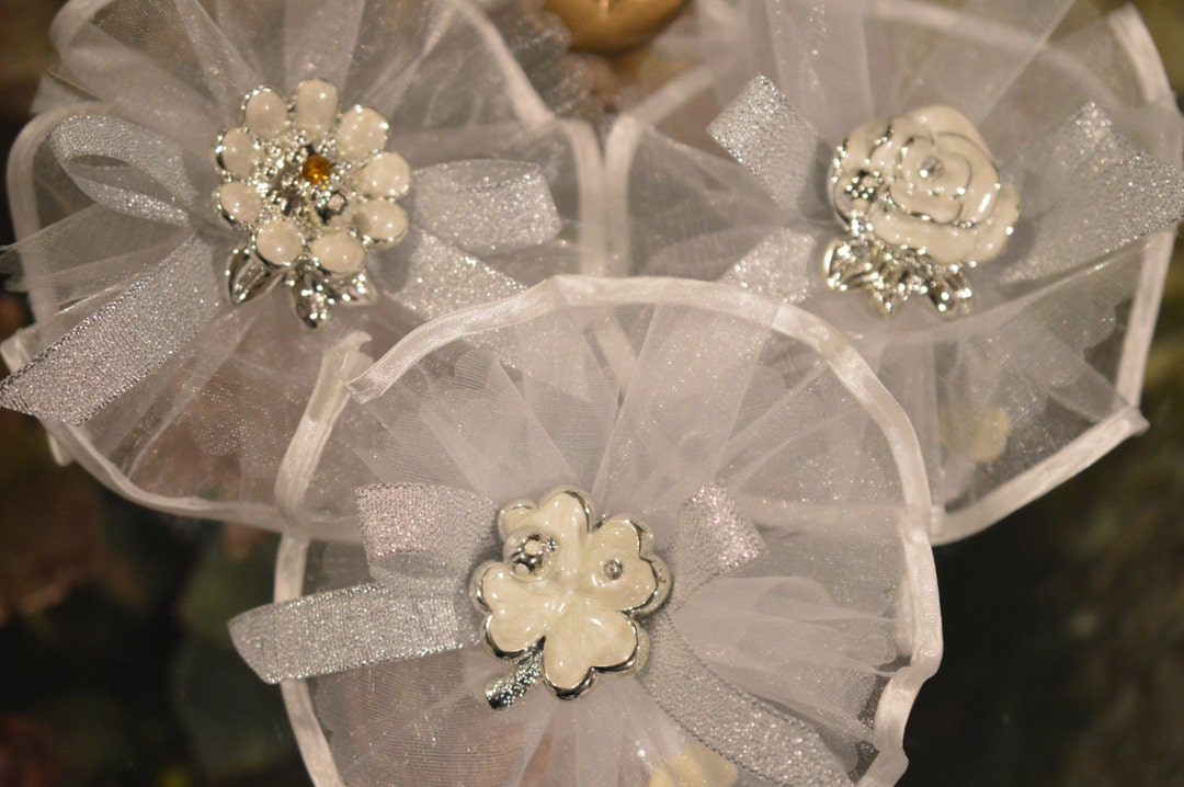 Almond Favors W/t Assorted Embellishments, Koufeta, Mementos ...
