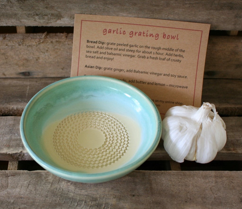 PRE-ORDER*** Garlic Grater Bowls Cookware Kitchen & Dining etna.com.pe