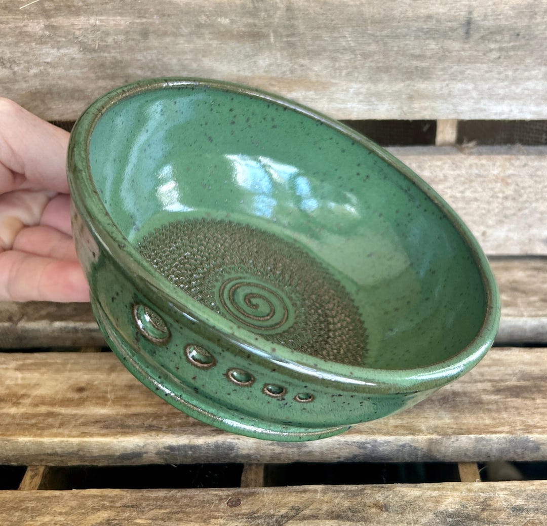 Pottery Garlic Grating Bowl With Herb Stripper - Green Garlic Grater ...