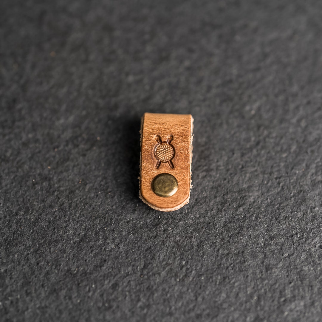 Knitting Needles Stamp Clothing Tabs With Chicago Screw Leather Knit ...