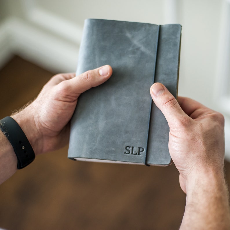 REFILLABLE Personalized Leather Journal W/ Elastic Closure - Etsy