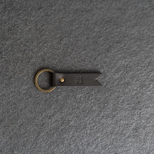 Personalized Leather Keychain | Flag Shape Keyring | Key Fob Customized ...