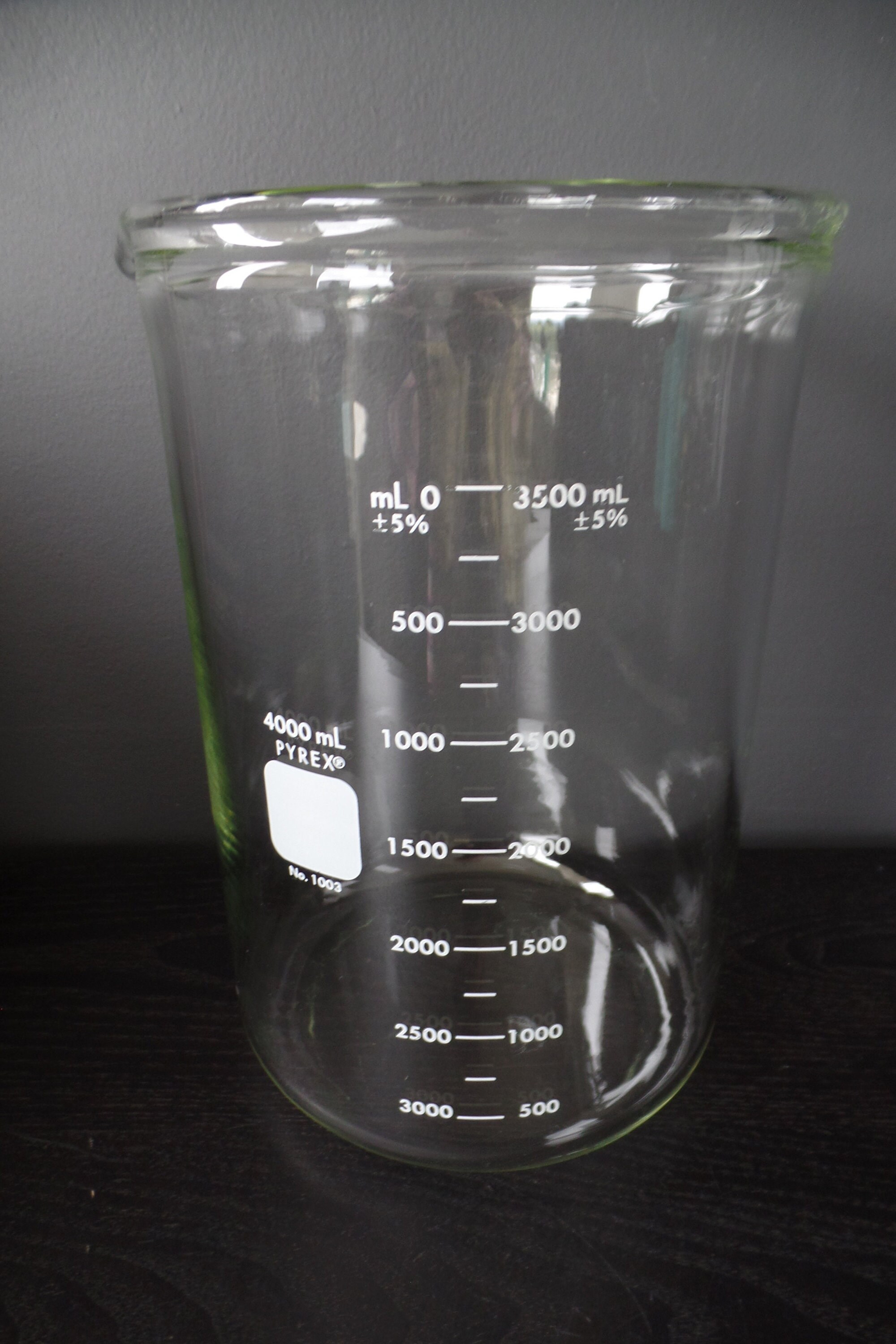 Vintage HUGE 4 Liter Heavy Duty Glass PYREX BEAKER/ Griffin Style ...