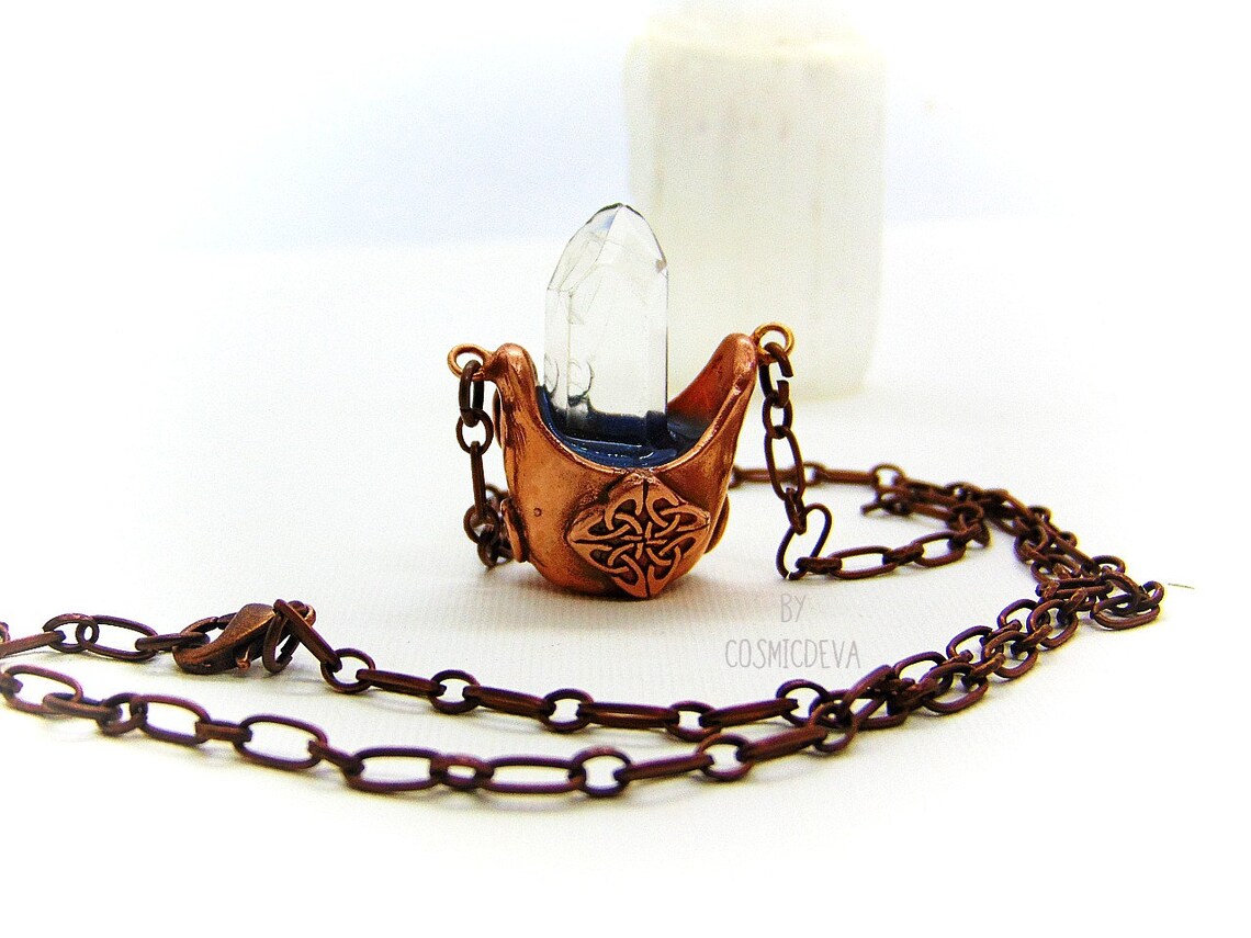 Copper Cauldron Pendant, Chrystal Quartz Point Pendant, Witch Cauldron ...