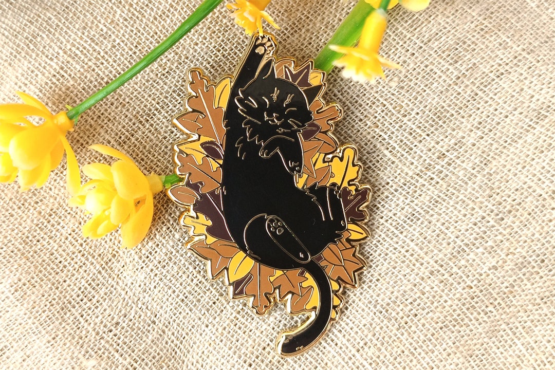Black Cat Enamel Pin, Kitty Brooch, Cute Animal Enamel Pin, Neko Lapel ...