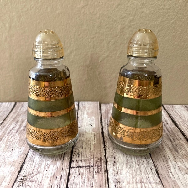 Vintage Anchor Hocking Salt and Pepper Shakers - Etsy