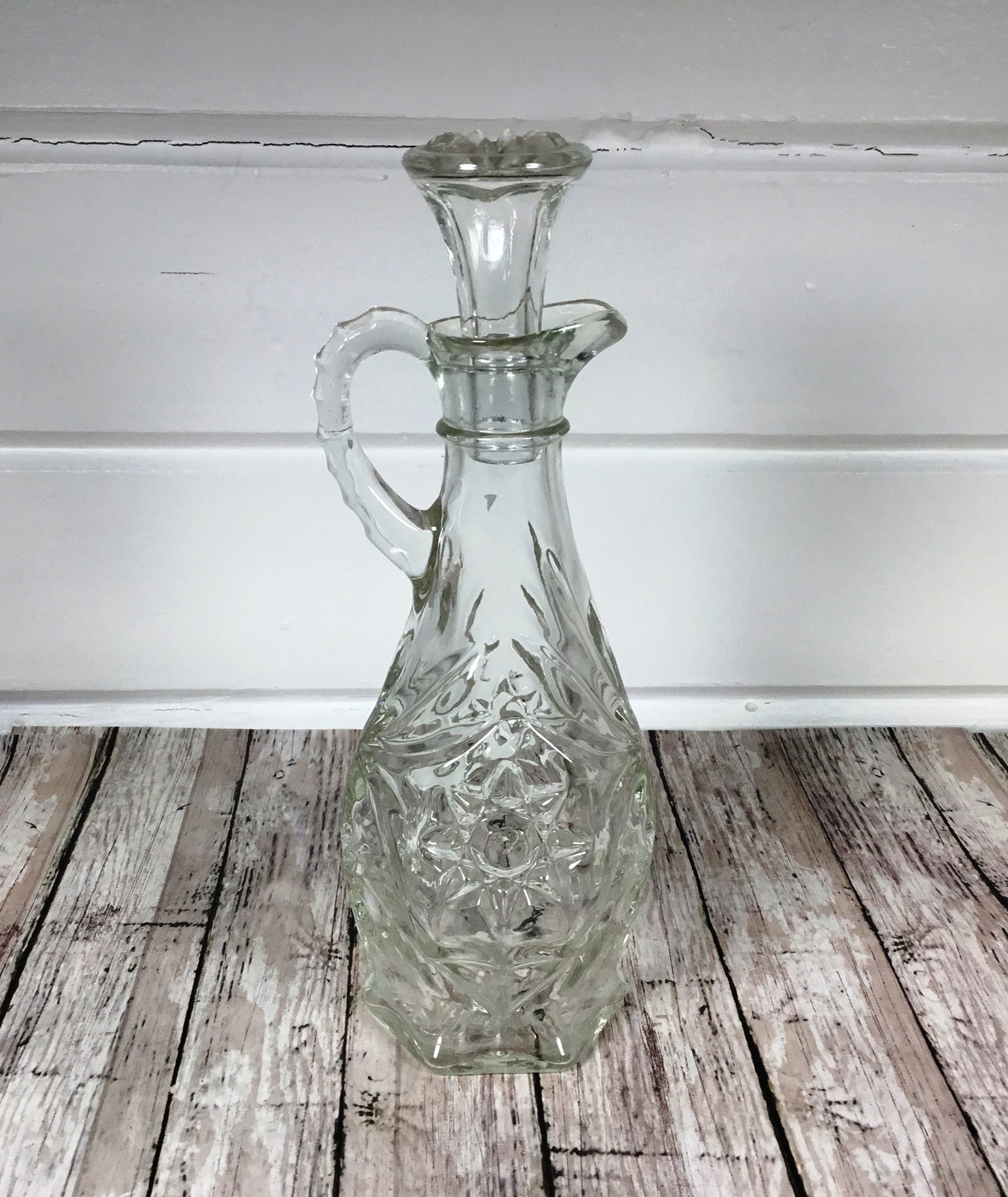 Vintage Starburst Pattern Cut Glass 4 Oz Cruet - Etsy