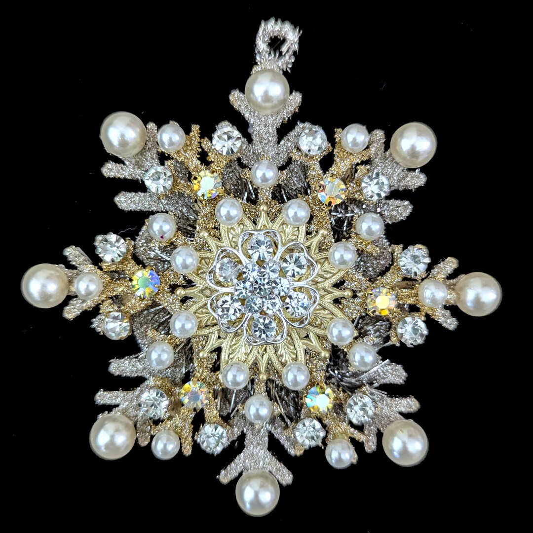 Victorian Christmas Ornament. Snowflake Ornament. Vintage Snowflake ...