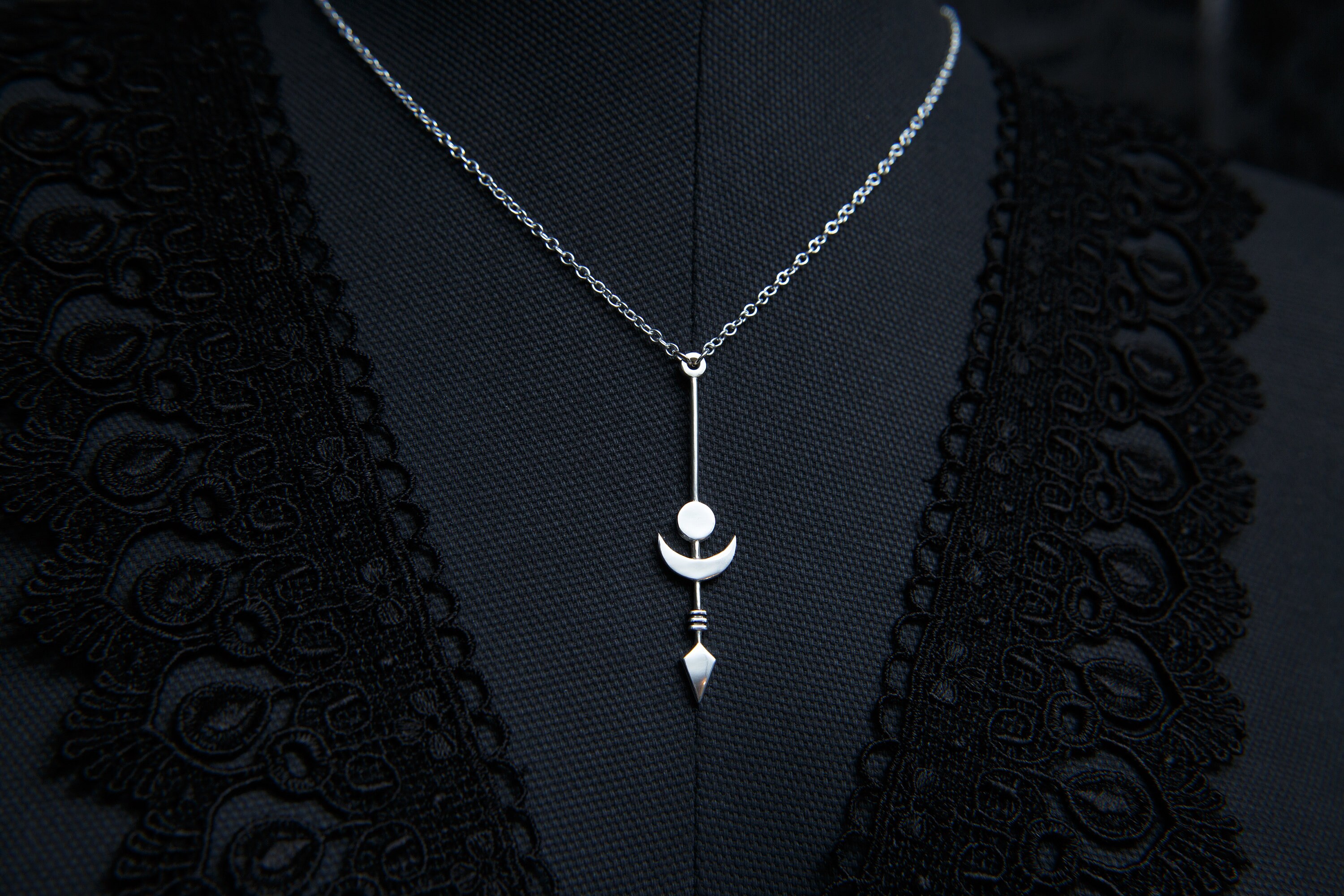 Midnight Eclipse. Silver Moon, Sun and Arrow Pendant With Chain. 925 ...