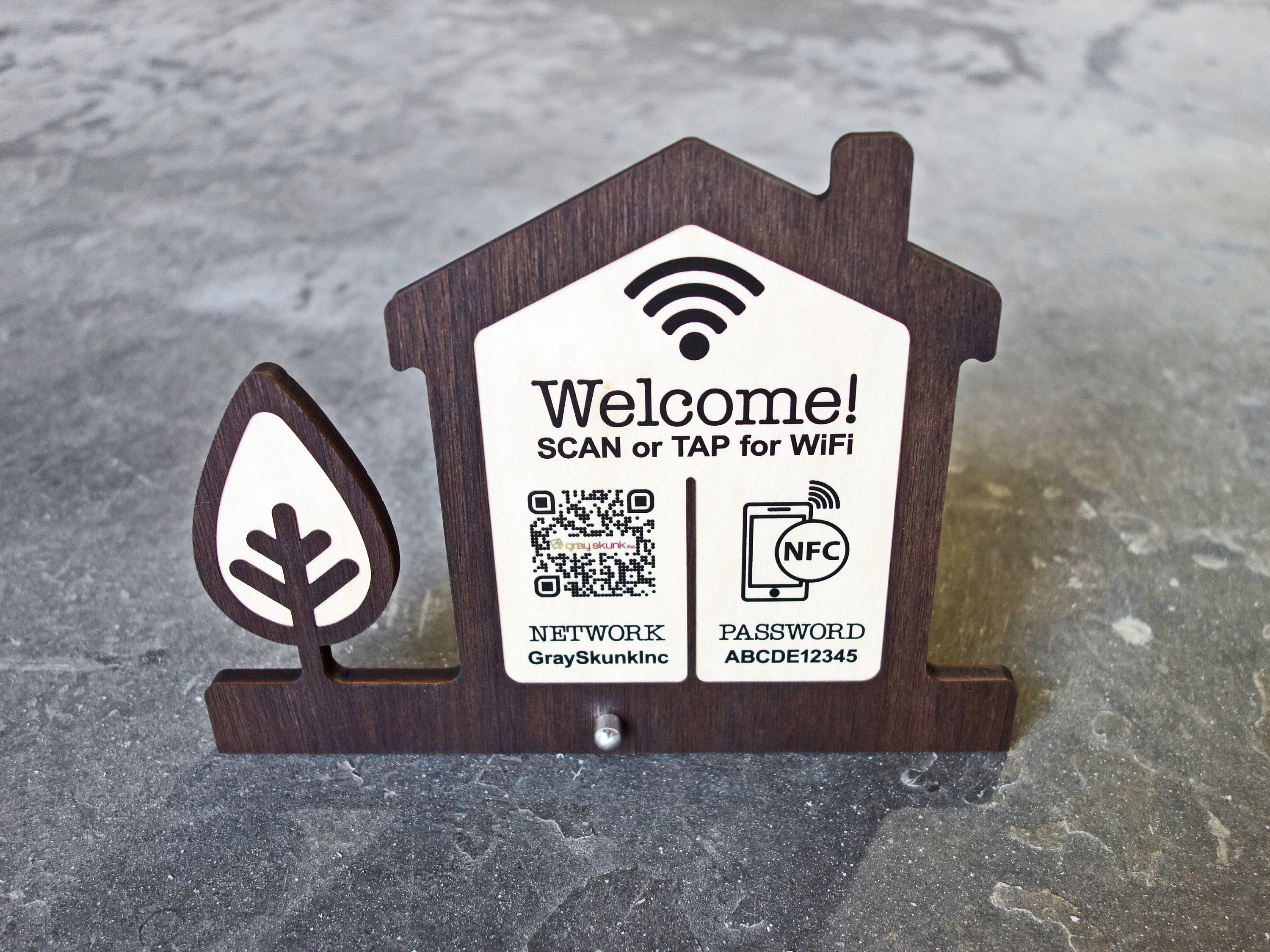 Airbnb VRBO Wifi Internet Sign - Wood NFC & QR Code Login - Tap or Scan ...