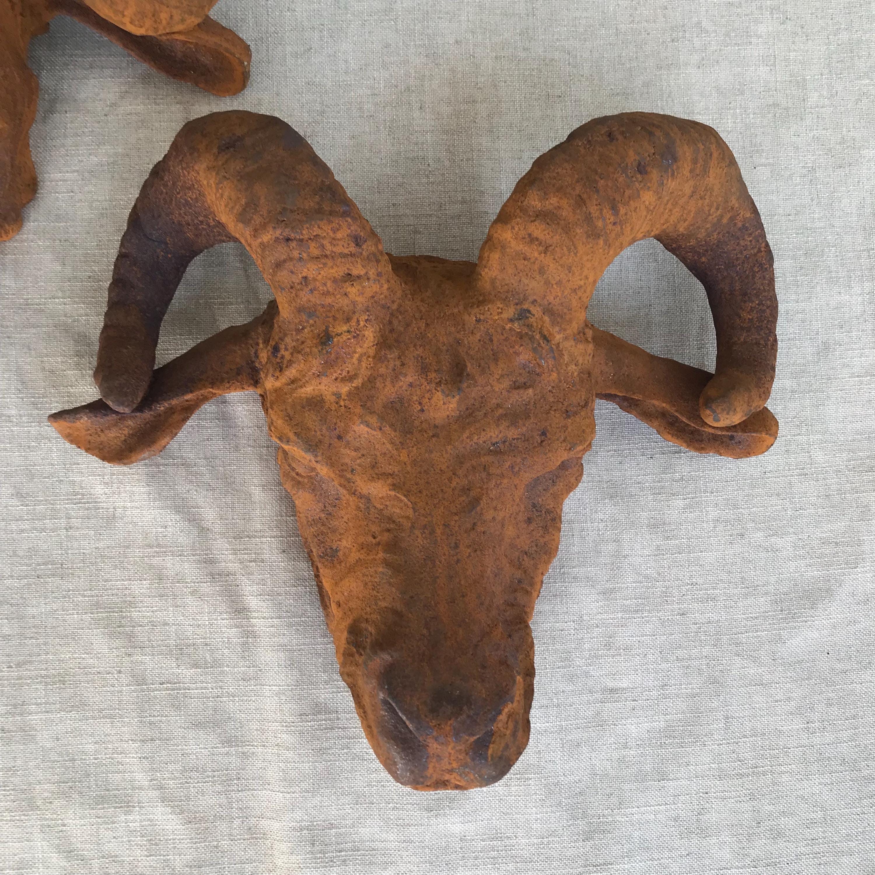 Architectural Cast Iron Rams Heads Mount Statues Garden Architectural ...