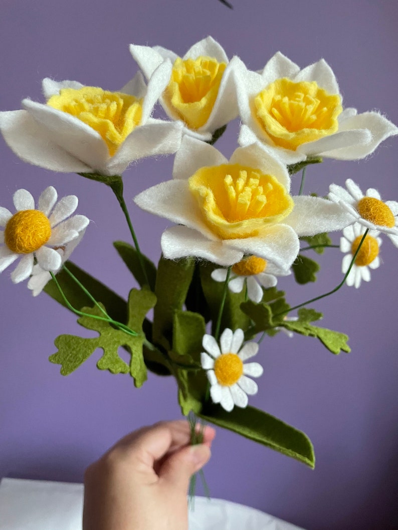 Felt Narcissus Flower Stem: Handmade Daffodil, December Birth Flower - Etsy