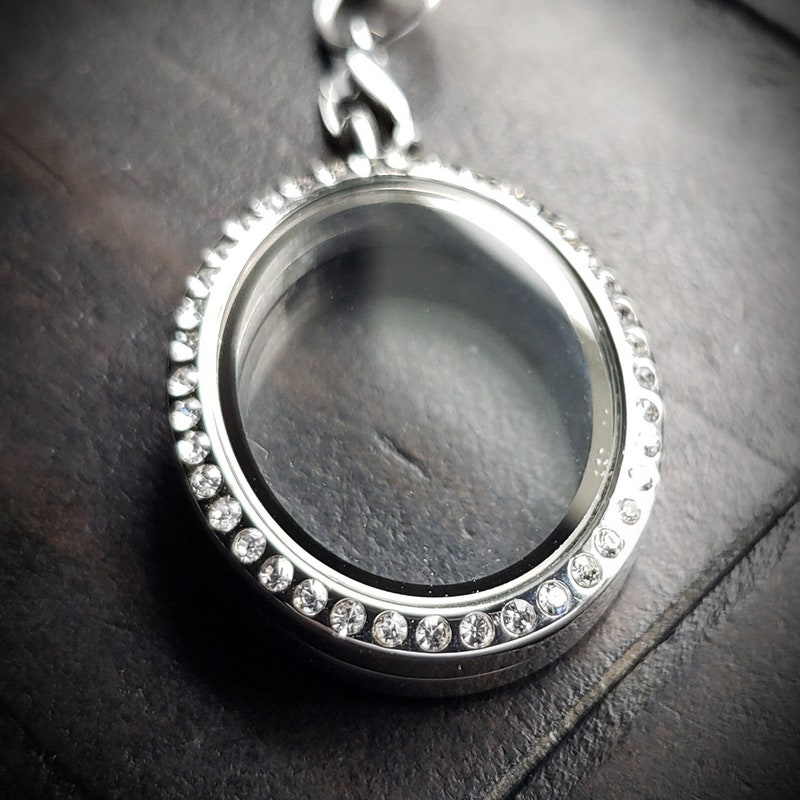 Large Oval Locket - Etsy