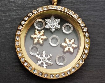 Snowflake locket | Etsy