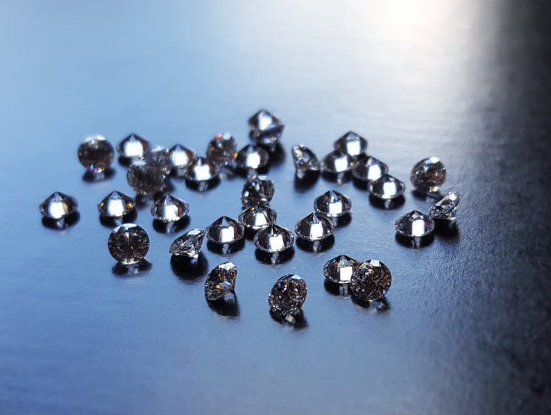 5 or 10-pack of Clear Stardust Crystals for Floating - Etsy