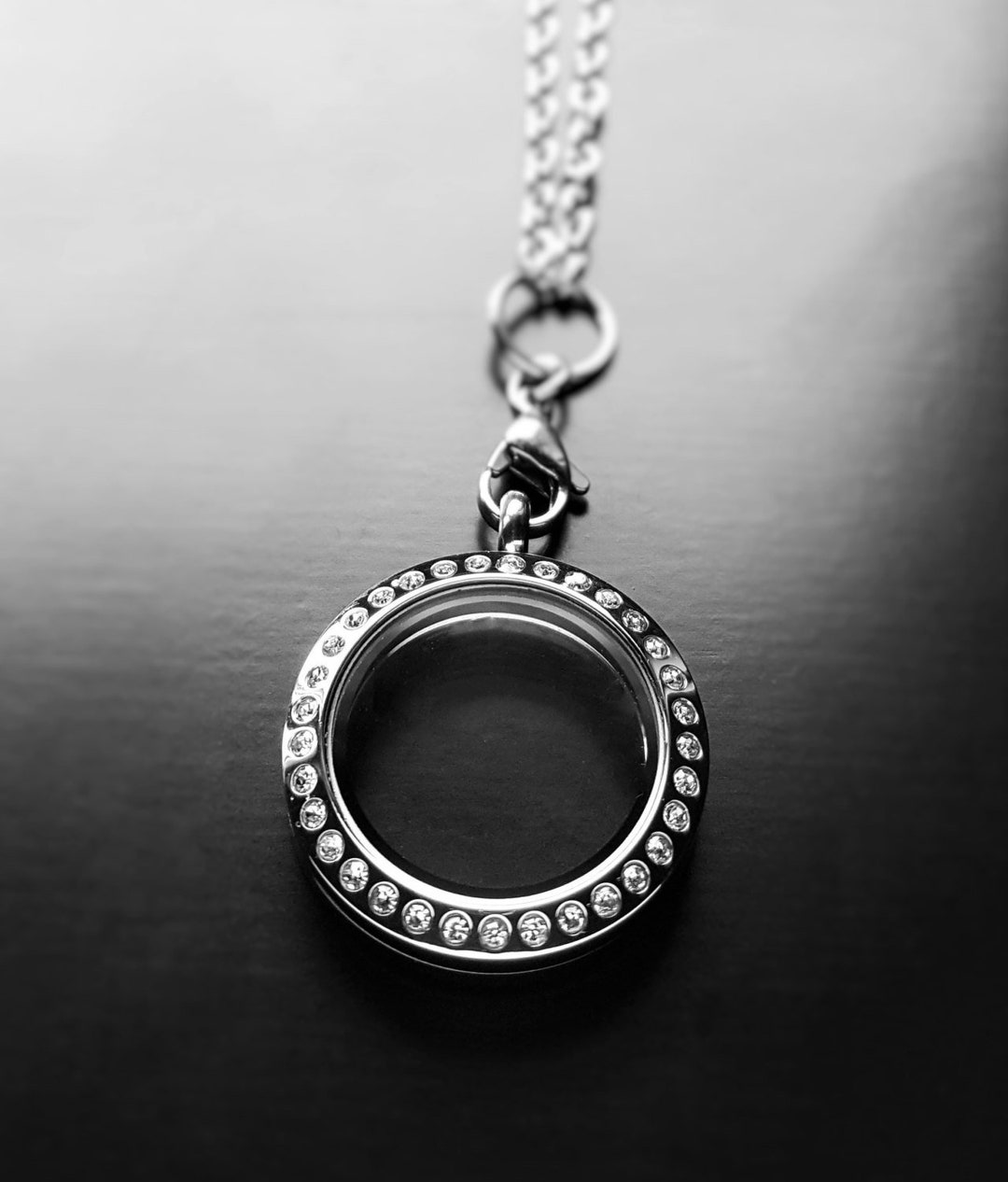 25mm Crystal Rimmed Floating Locket: Stainless Steel Twist-face - Etsy