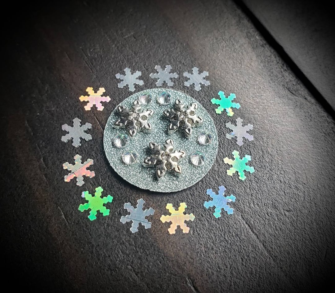 Snowflake Floating Charm Set: Glitter Insert, Crystals, Confetti - Etsy