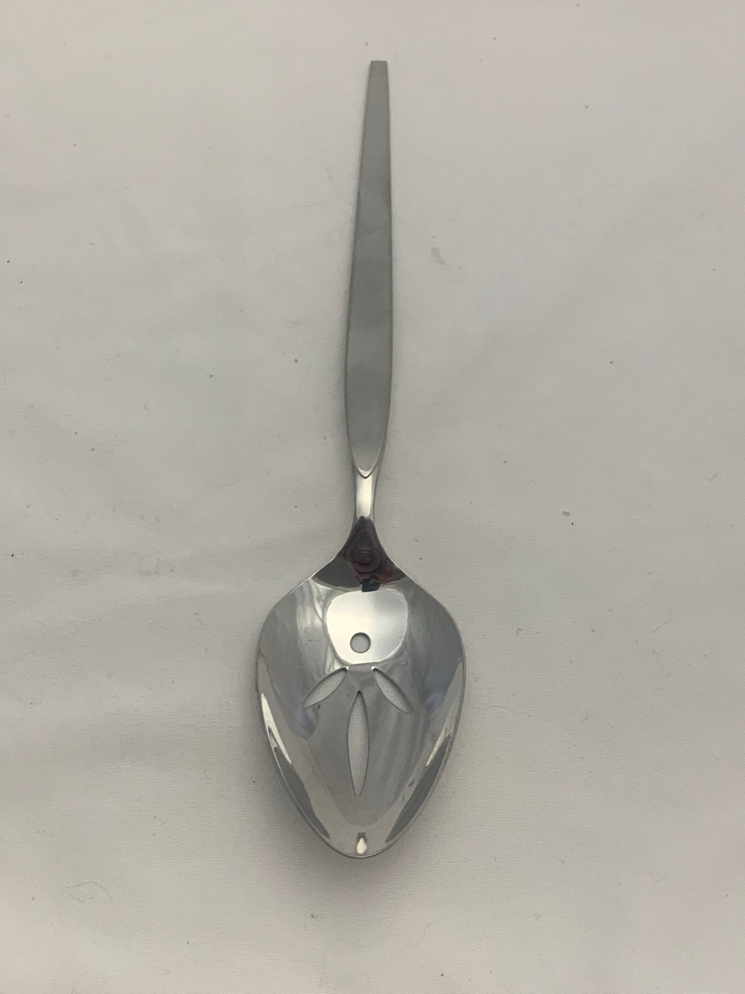 1 Vintage Mid Century Oneida Satinique Stainless Steel Slotted Serving ...