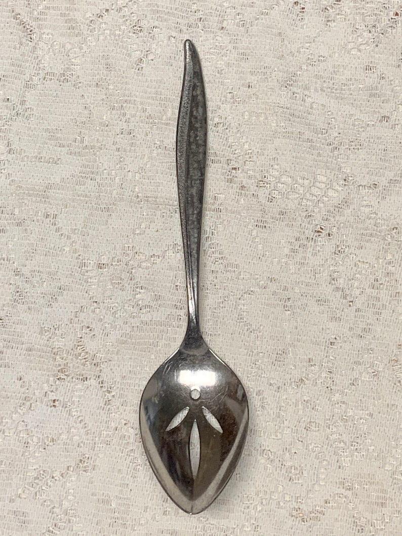 1 Oneida Oneidacraft Textura Stainless Steel Slotted Serving Spoon - Etsy