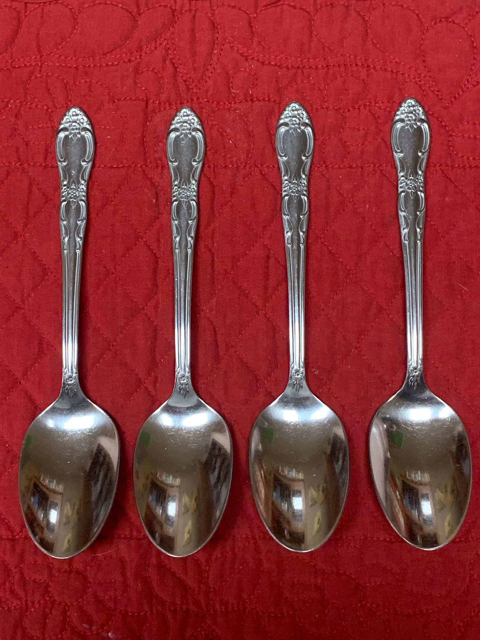Set of 4 Oneida Oneidacraft Classic Glossy Floral Venus Stainless Steel ...